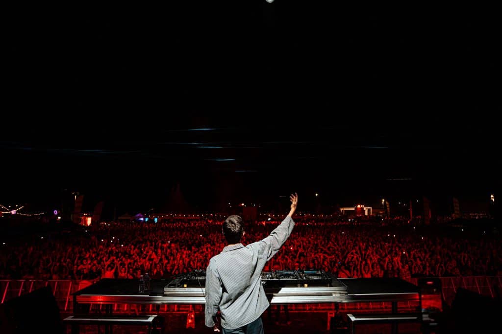 Summer Vibes Festival 2024 : Une programmation explosive à Fréjus - DJMAG